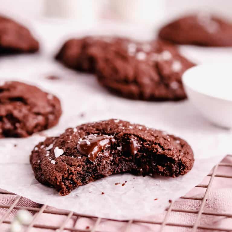 Classic Dessert Recipes + Baking Tutorials | Mint + Mallow