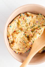 Funfetti Cookies (easy, one-bowl confetti recipe!) - MINT+MALLOW