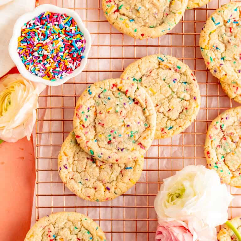 Classic Dessert Recipes + Baking Tutorials | Mint + Mallow